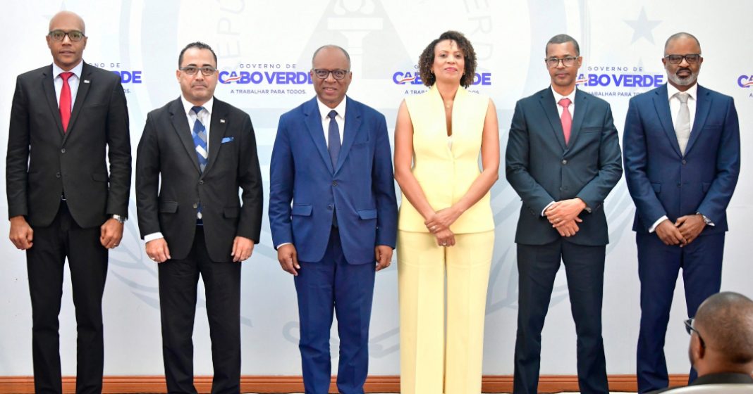 Governo e RTC assinam novo contrato de concessão válido por 15 anos ...