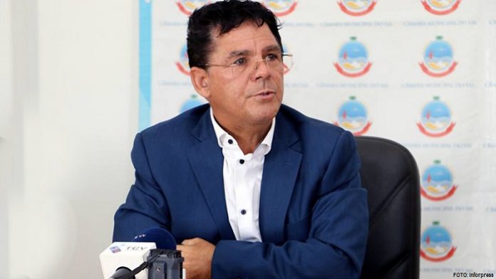 Júlio Lopes reelege-se com mais de 60% | OPAÍS.cv