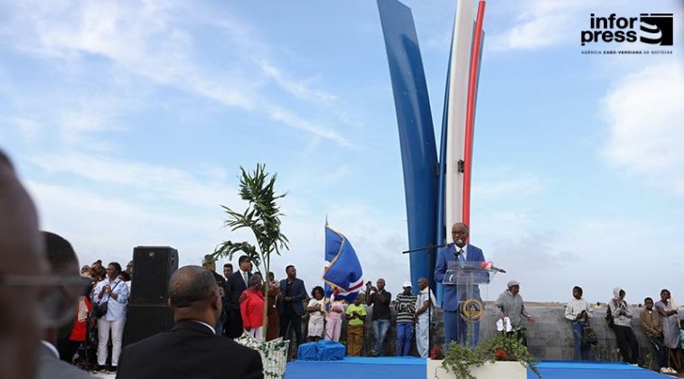 Ulisses Correia e Silva destaca monumento como símbolo da memória ...